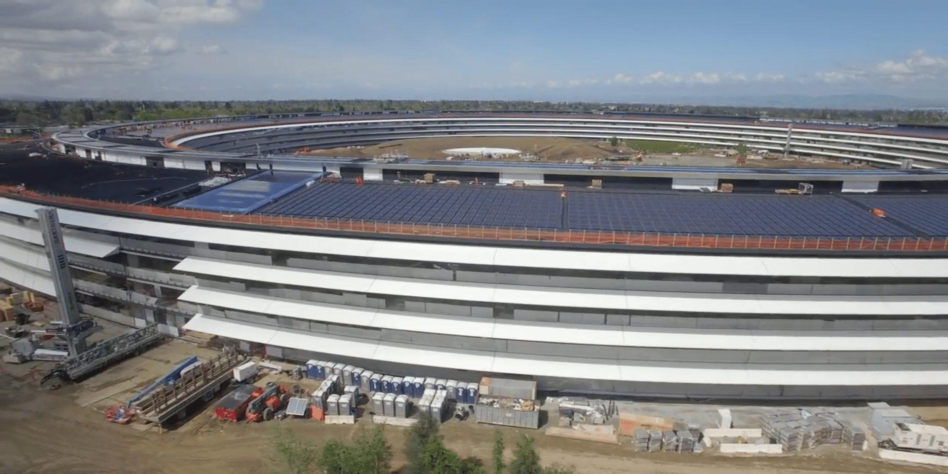 A Apple e sua imponente sede que pode ser vista até do espaço